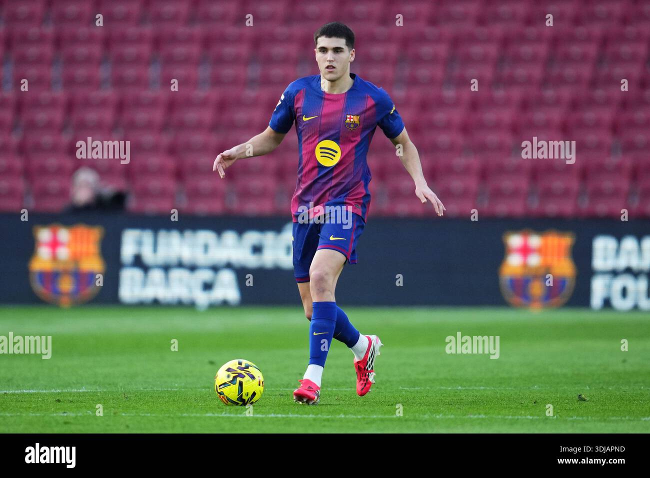 Pau Cubarsi of FC Barcelona during the La Liga EA Sports match between ...
