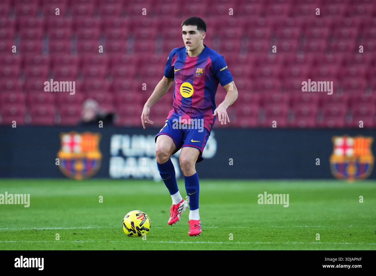 Pau Cubarsi of FC Barcelona during the La Liga EA Sports match between ...