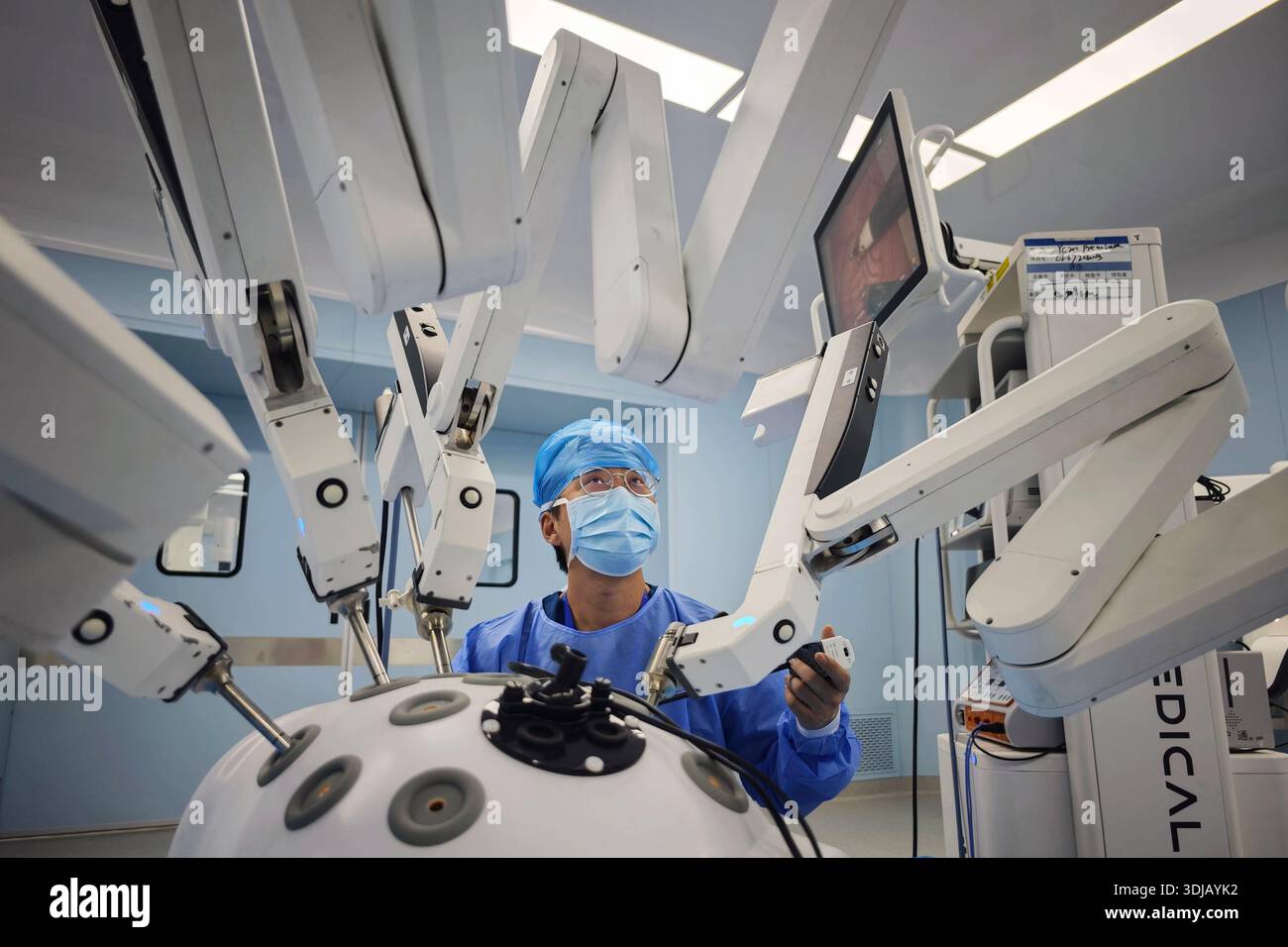 Nanjing tuodao medical technology co hi-res stock photography and ...