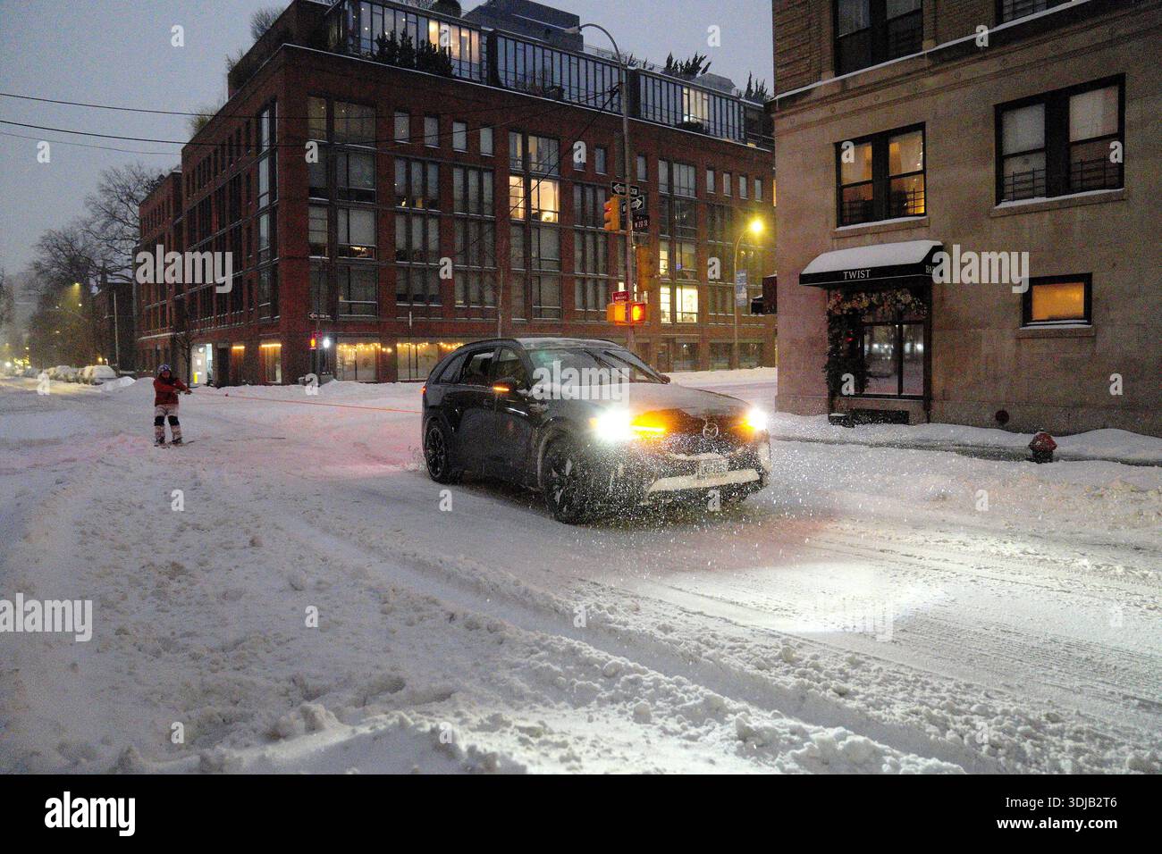 New York City, United States. 25th Jan, 2026. Snowstorm, January 25 ...