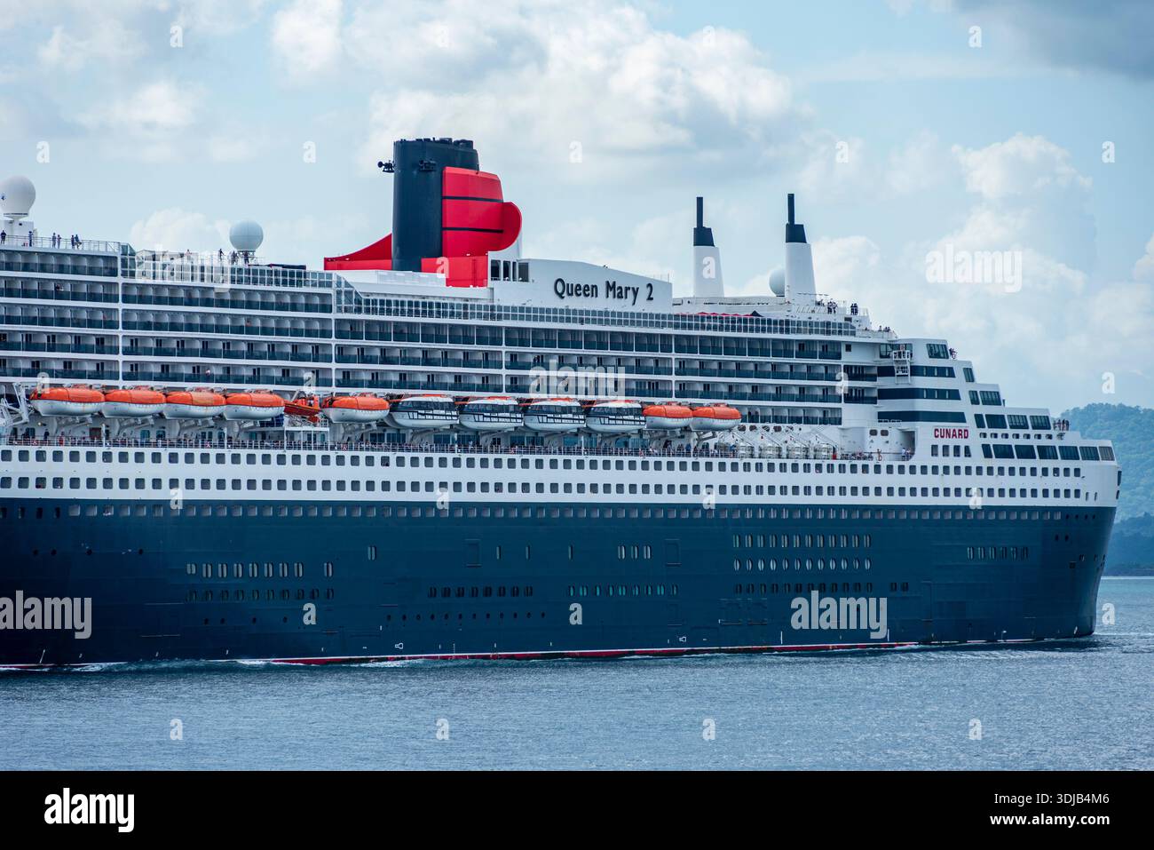 Queen Mary 2 ocean liner underway in the Pacific Ocean, photographed ...