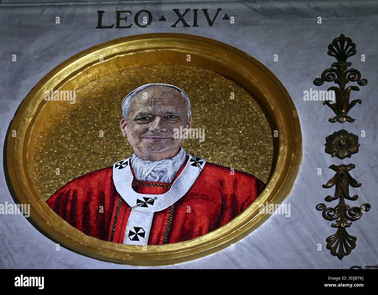 The mosaic portrait of Pope Leo XIV has been installed in the space ...