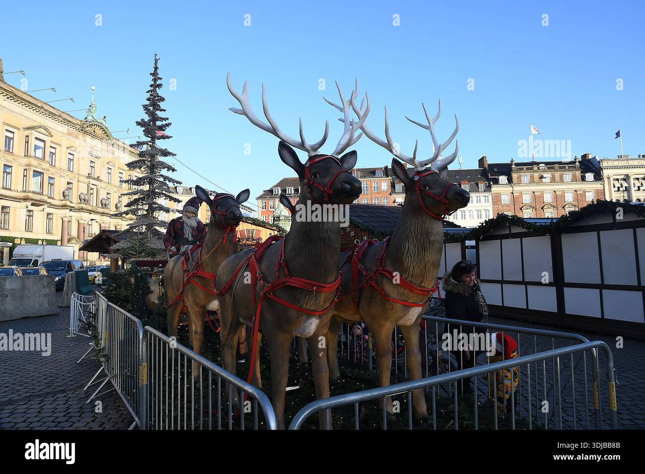 Copenhagen /Denmark/ 18.December 2019/Christmas markets on Nyhavn canal ...