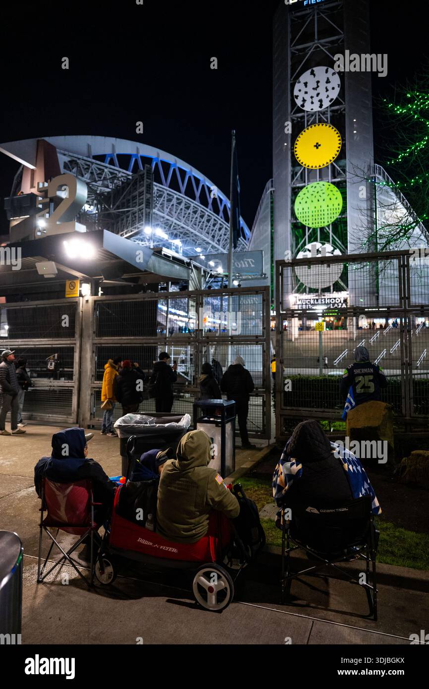 Seattle, USA. 25th Jan 2026. Die hard fans without tickets outside ...