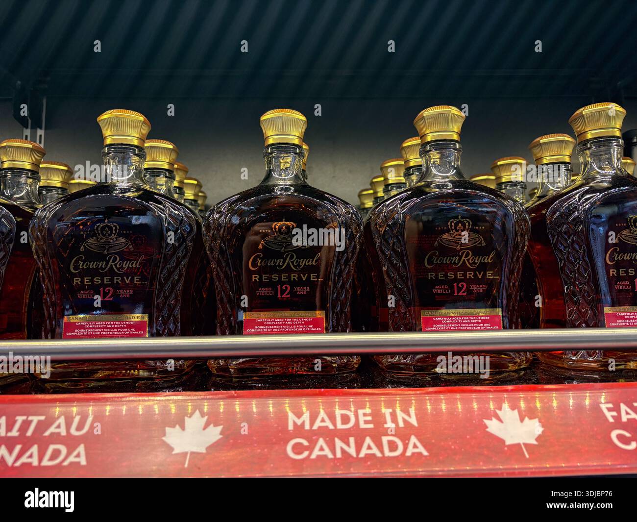 Crown royal reserve 12 year old hi-res stock photography and images - Alamy