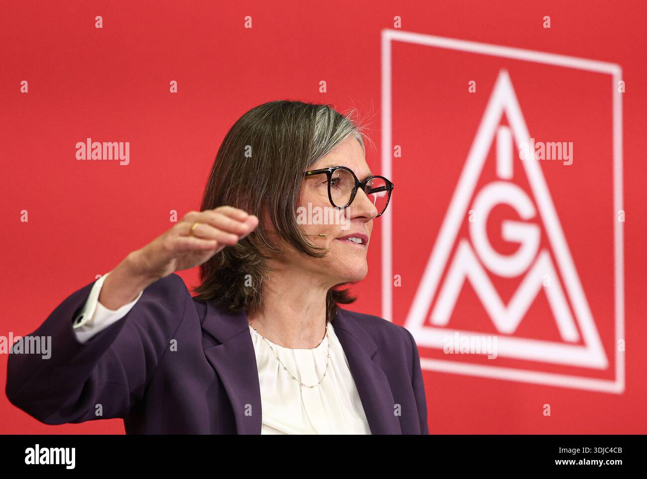 26 January 2026, Hesse, Frankfurt/Main: Christiane Benner, 1st ...