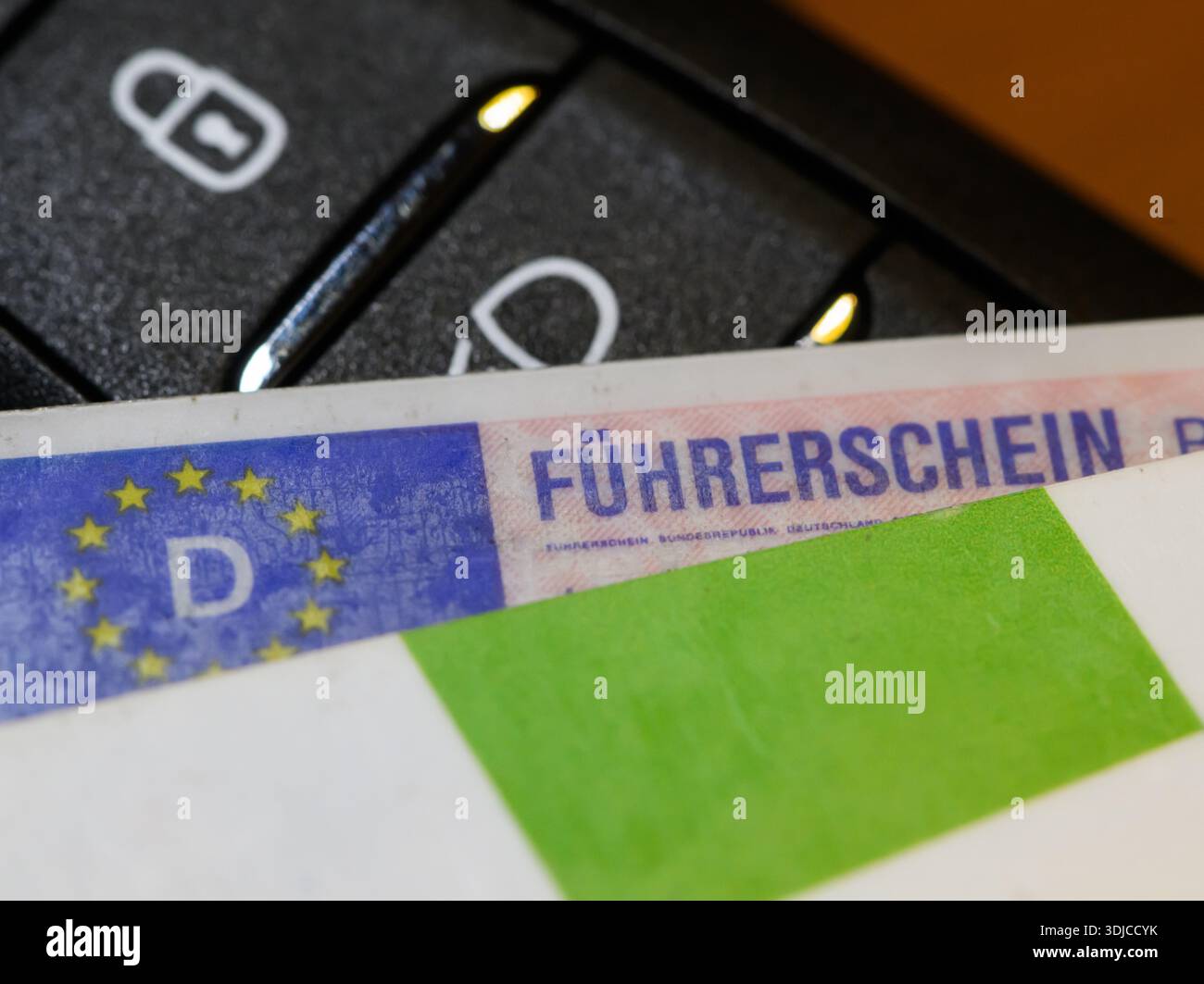 ILLUSTRATION - 26 January 2026, Saxony, Dresden: A driver's license ...