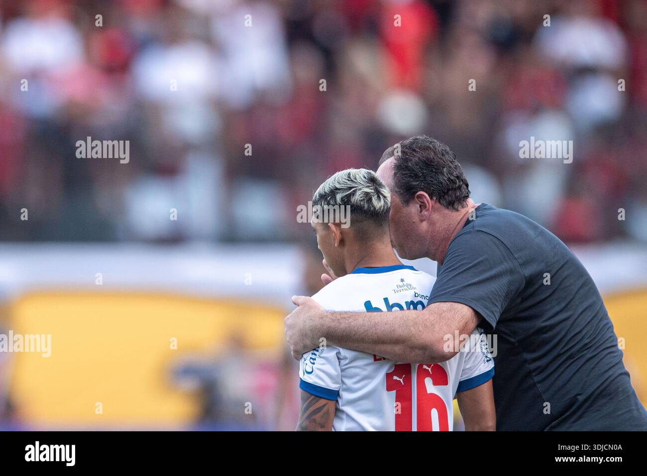 BA - SALVADOR - 01/25/2026 - BAIANO 2026, VITORIA x BAHIA - Erick Pulga ...