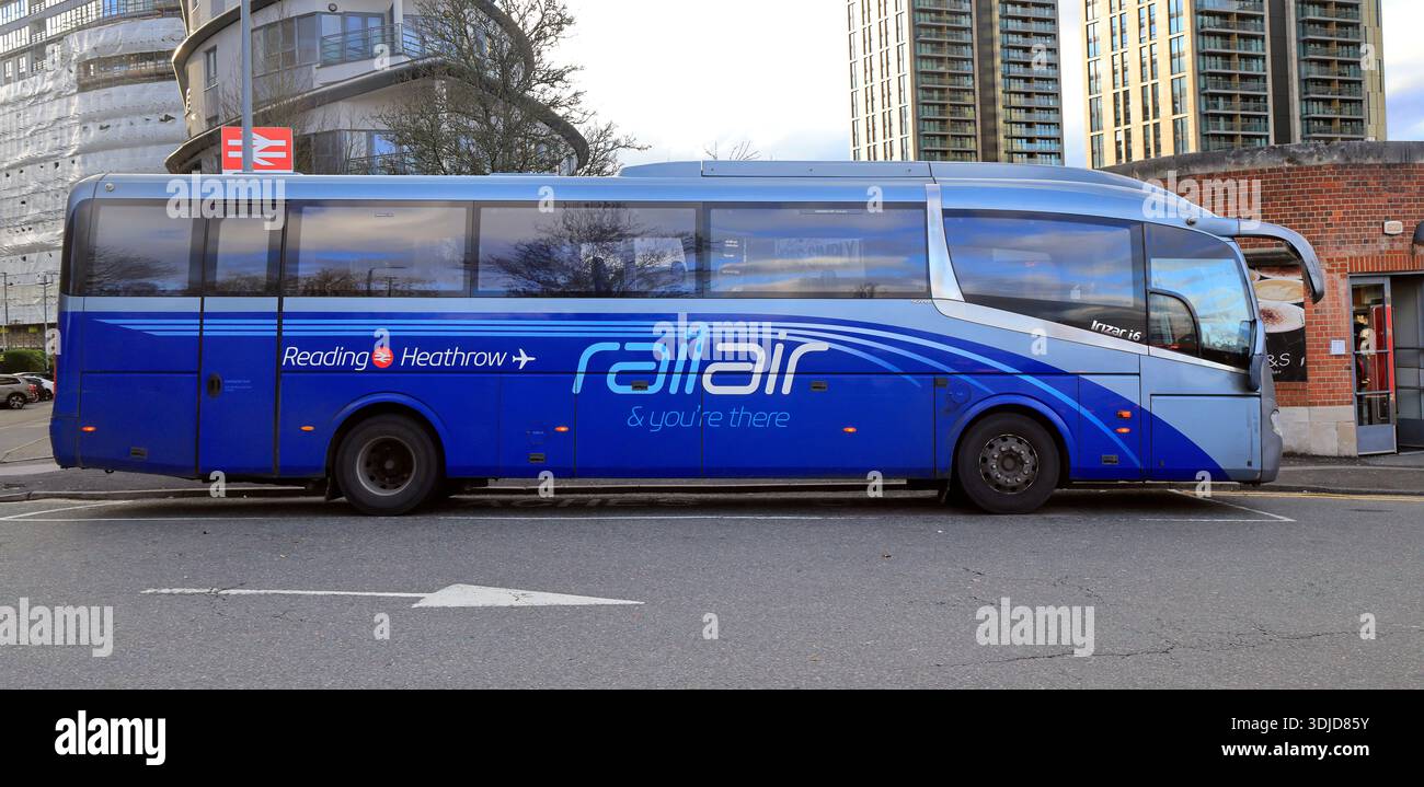 RailAir airport bus and coach service outside the train station, Woking ...