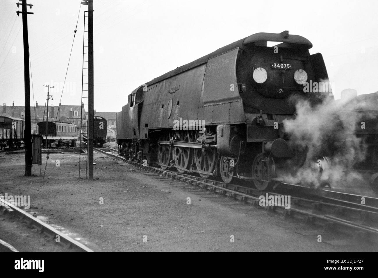 Air smoothed steam locomotive hi-res stock photography and images - Alamy