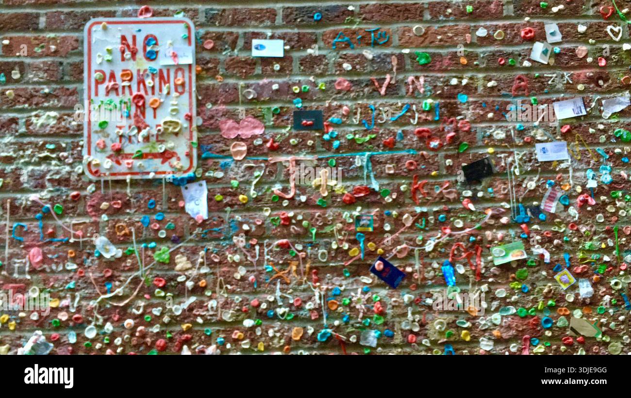 Gum Wall, Post Alley, Seattle, USA Stock Photo - Alamy