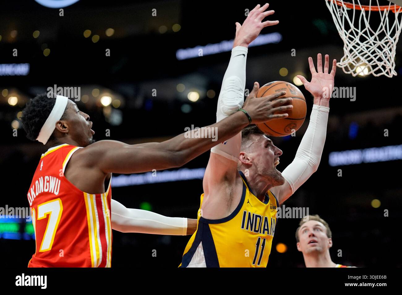 Indiana Pacers center Micah Potter (11) shoots against Atlanta Hawks ...