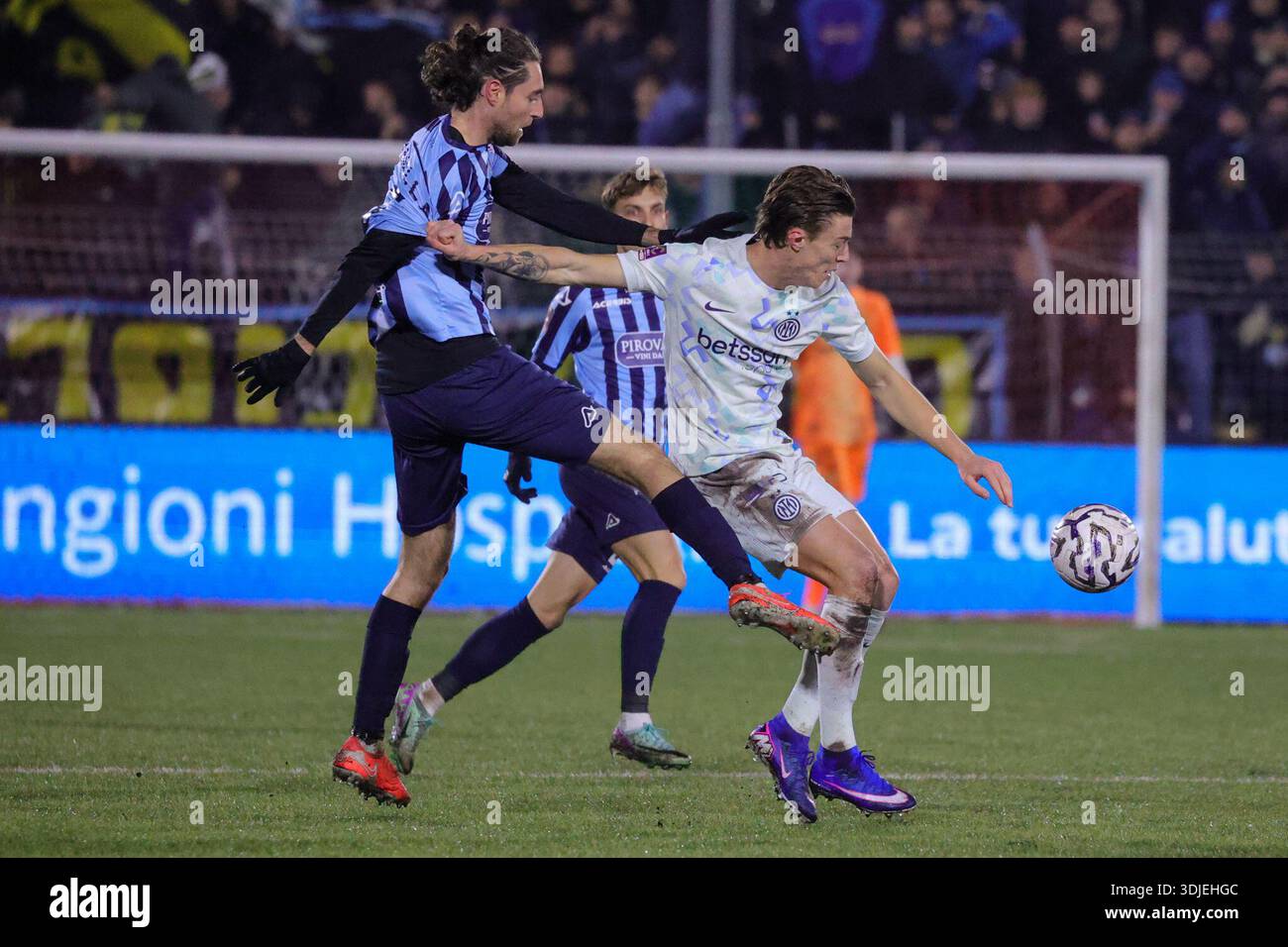 Zanellato Niccolo and Spinacce Matteo during Calcio Lecco 1912 vs Inter ...