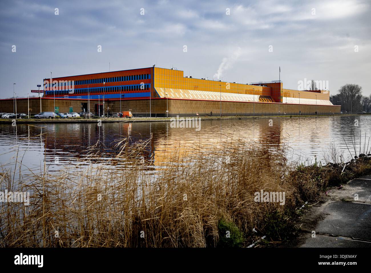 ROTTERDAM - The Rotterdam Penitentiary Institution consists of two ...