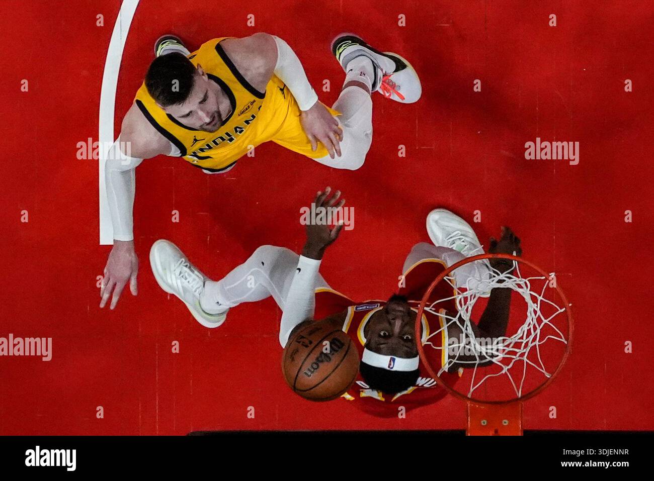 Indiana Pacers center Micah Potter (11) shoots against Atlanta Hawks ...