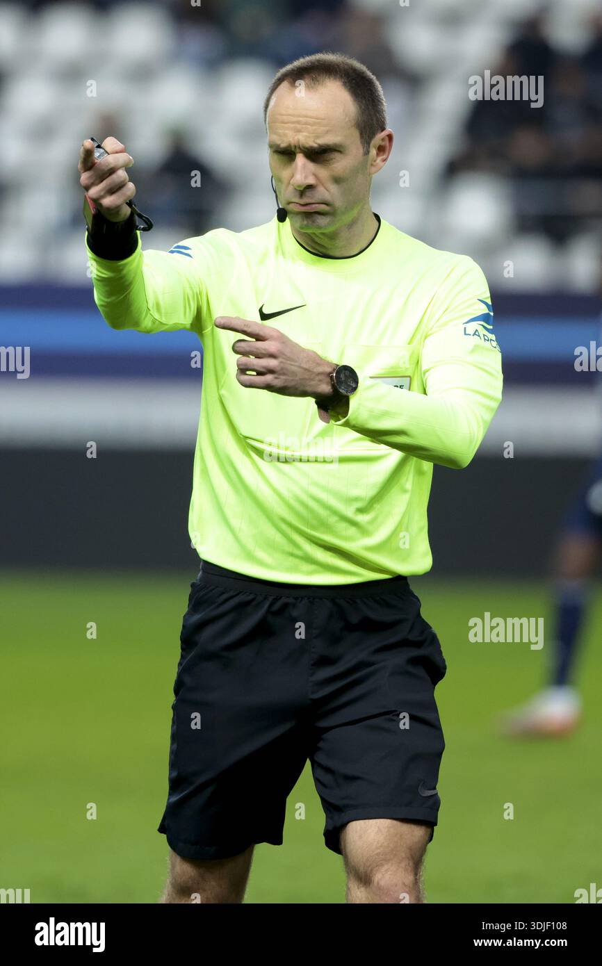 Referee Thomas Leonard during the French championship Ligue 1 football ...