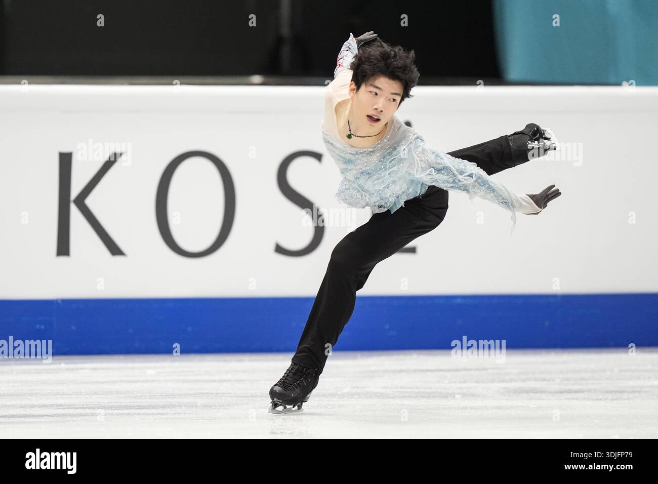 **CHINESE MAINLAND, HONG KONG, MACAU AND TAIWAN OUT**Chinese figure ...