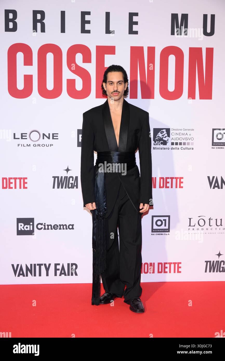 Mahmood Premiere of the movie -Le cose non dette- Cinema Colosseo ...