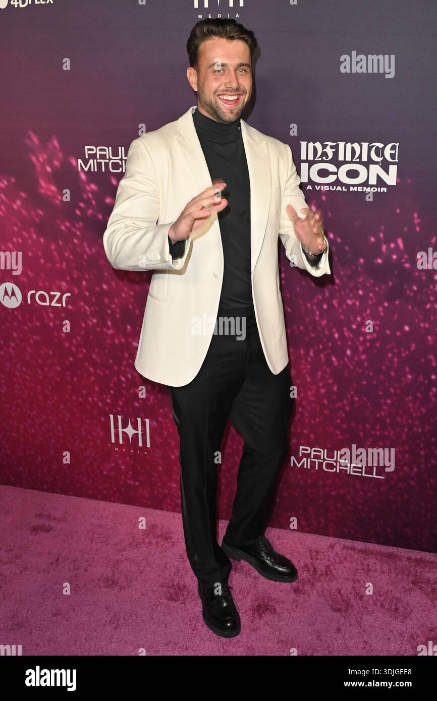 LOS ANGELES - JAN 20: Harry Jowsey at "Infinite Icon: A Visual Memoir ...