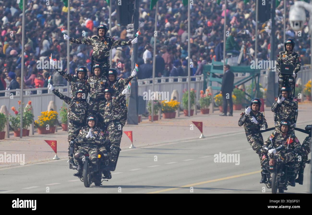 NEW DELHI, INDIA - JANUARY 26: Daredevil soldiers perform a motorcycle ...