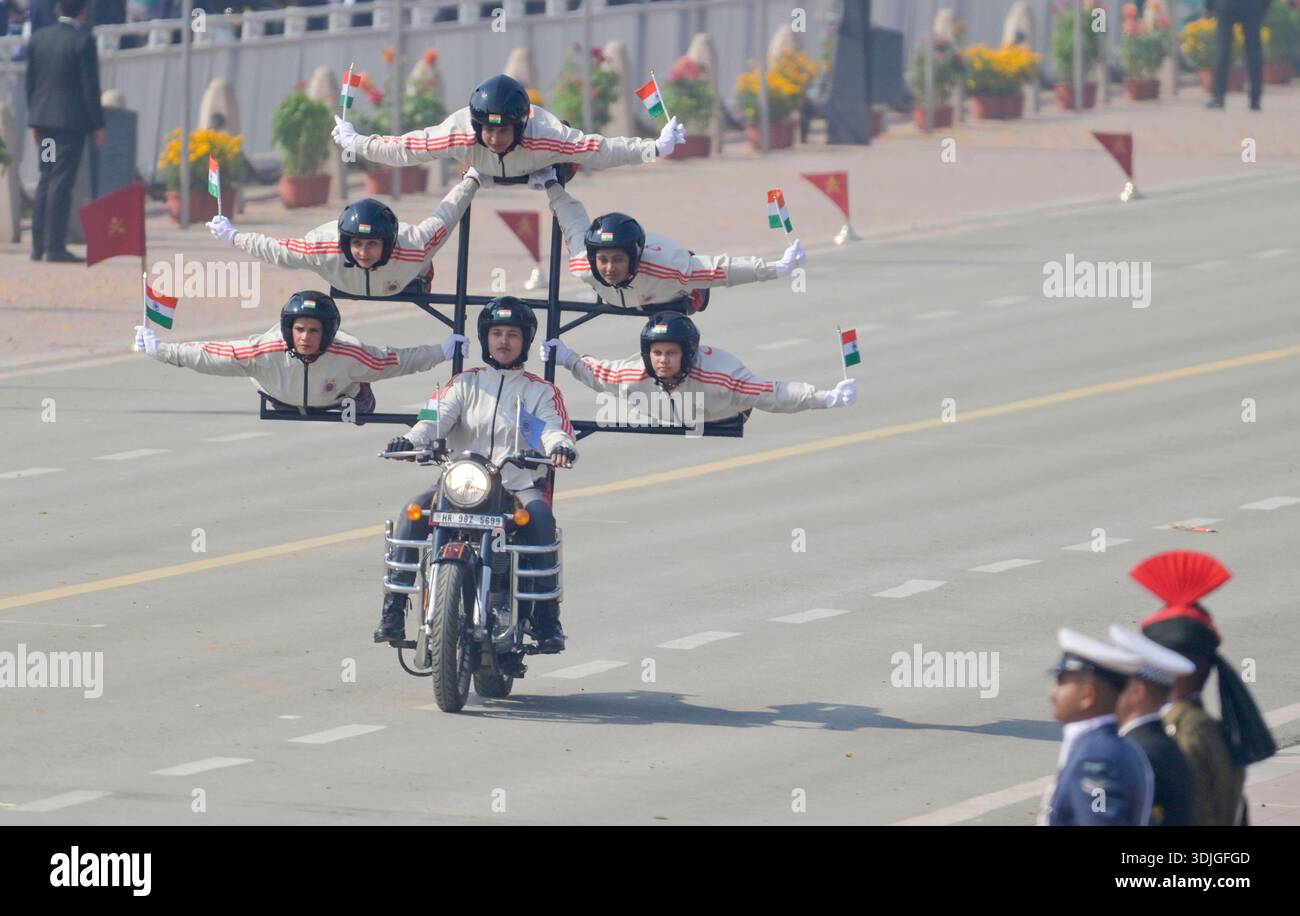 NEW DELHI, INDIA - JANUARY 26: Daredevil soldiers perform a motorcycle ...