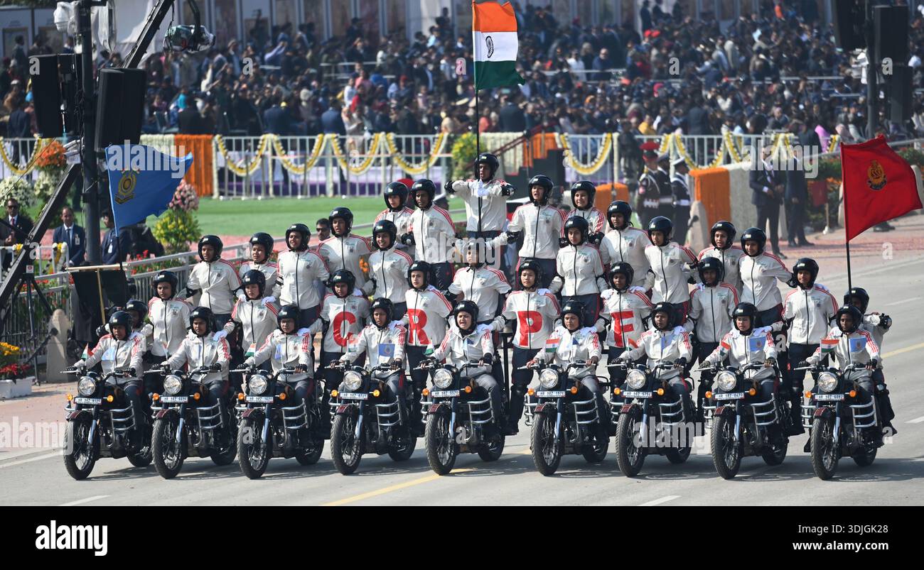 NEW DELHI, INDIA - JANUARY 26: Daredevil soldiers perform a motorcycle ...