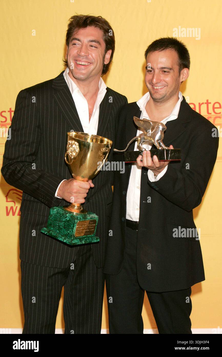 Javier Bardem mit dem Coppa Volpi für den besten Darsteller in Mar ...