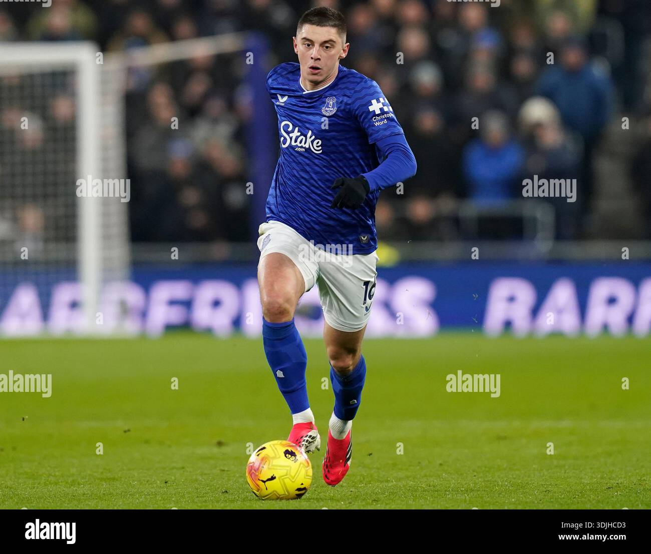 Liverpool, England, 26th January 2026. Vitalii Mykolenko of Everton ...
