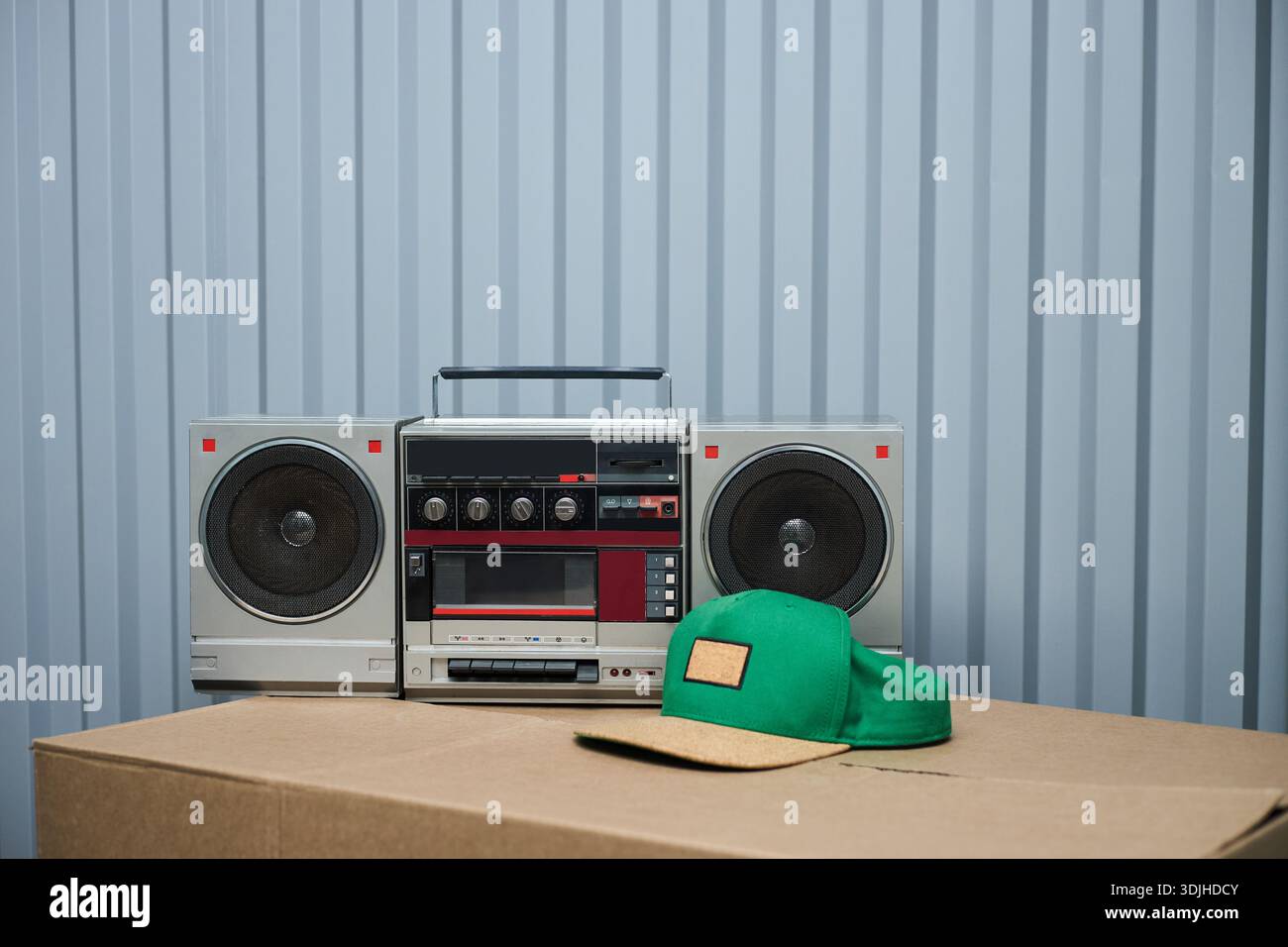 Radio cassette player hi-res stock photography and images - Alamy