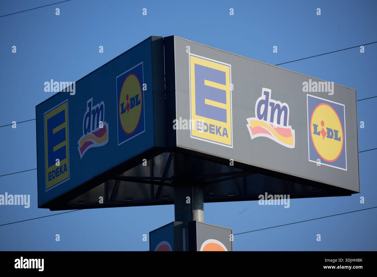 PRODUCTION - 24 January 2026, North Rhine-Westphalia, Mülheim an der ...