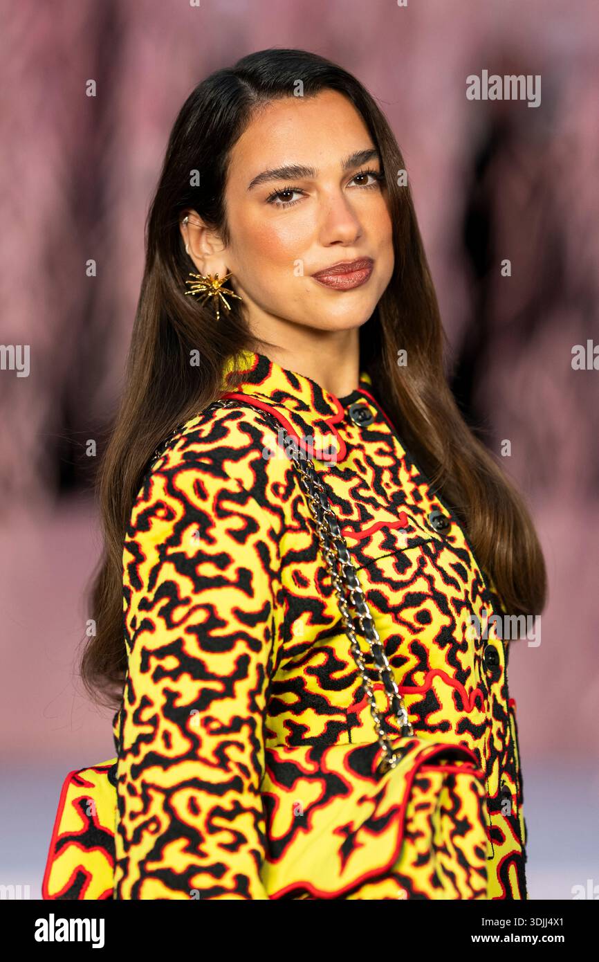 Dua Lipa attends the Chanel Haute Couture Week Spring/Summer 2026 show ...