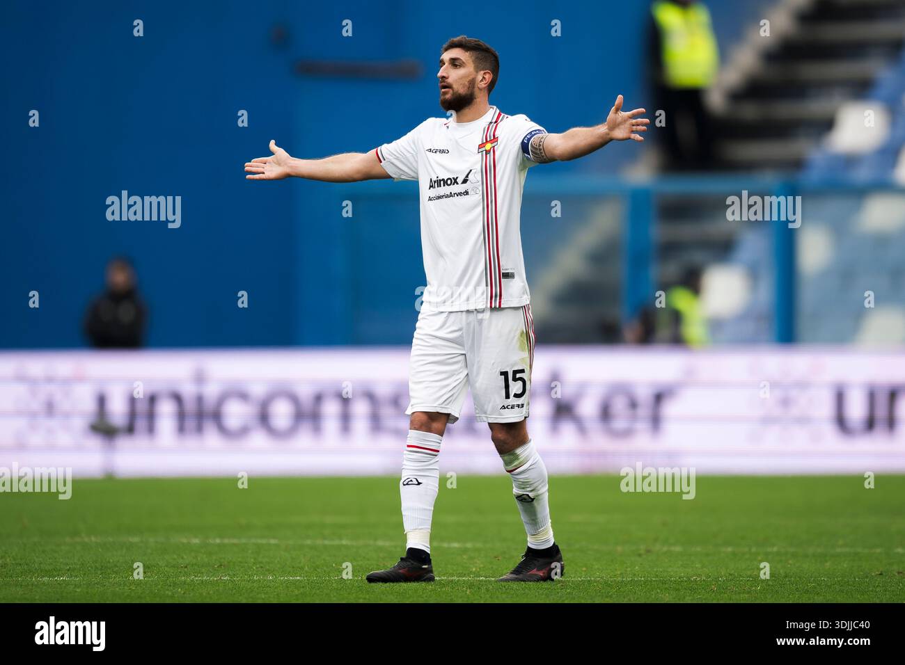 Matteo Bianchetti of US Cremonese reacts during the Serie A football ...