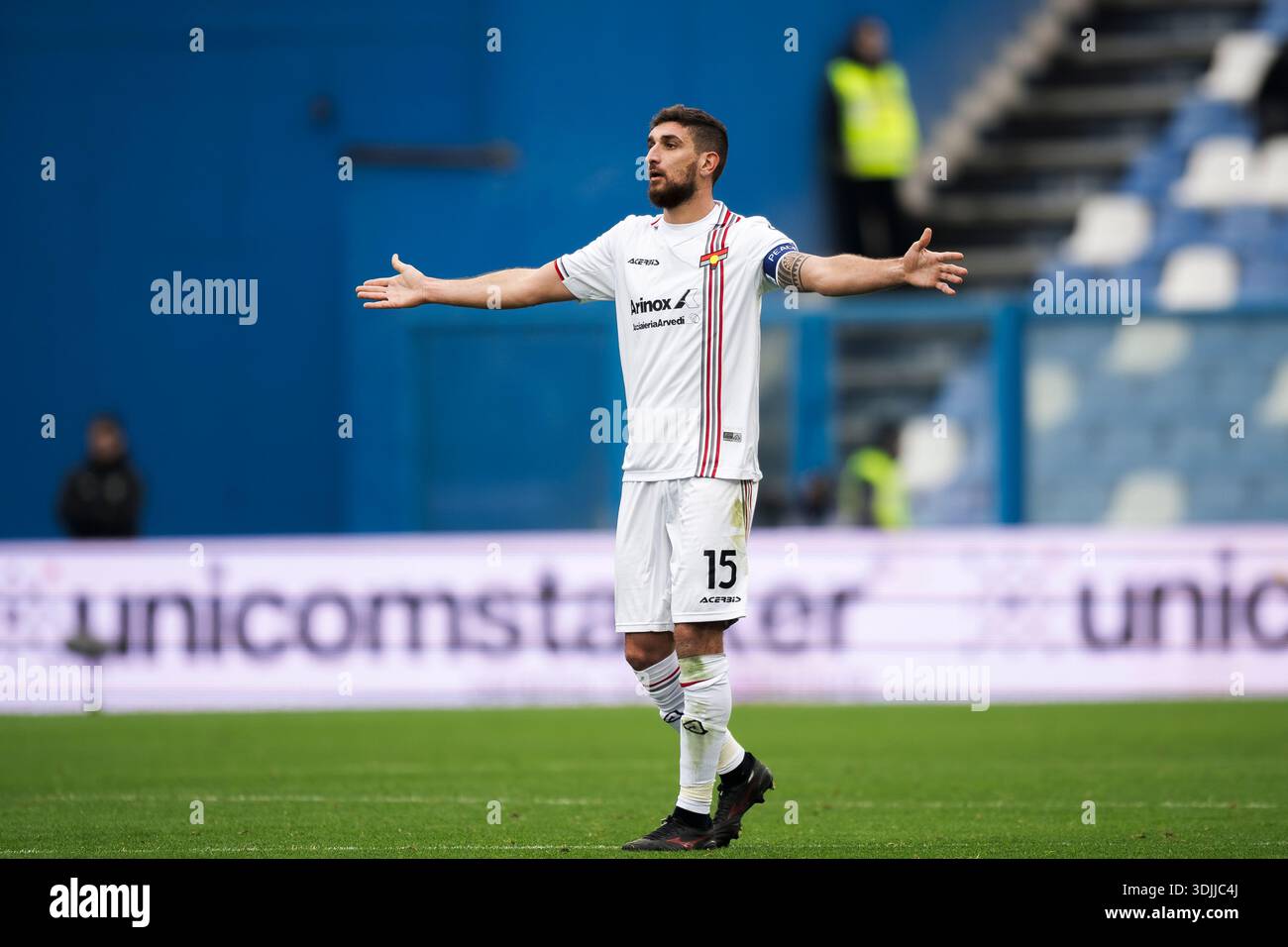 Matteo Bianchetti of US Cremonese reacts during the Serie A football ...