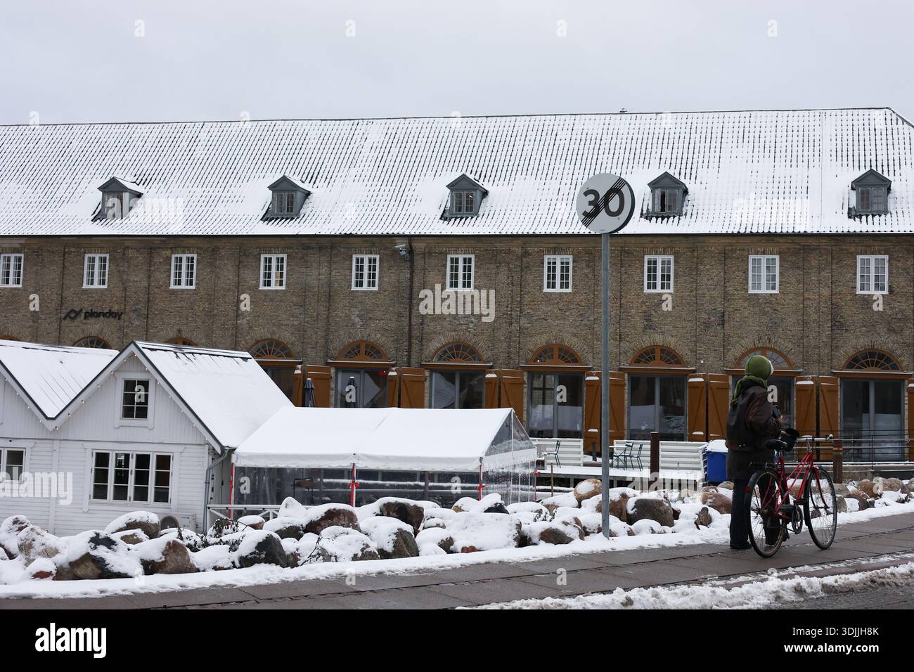 Copenhagen, Denmark. January 27, 2026. Snow on the ground in Copenhagen ...