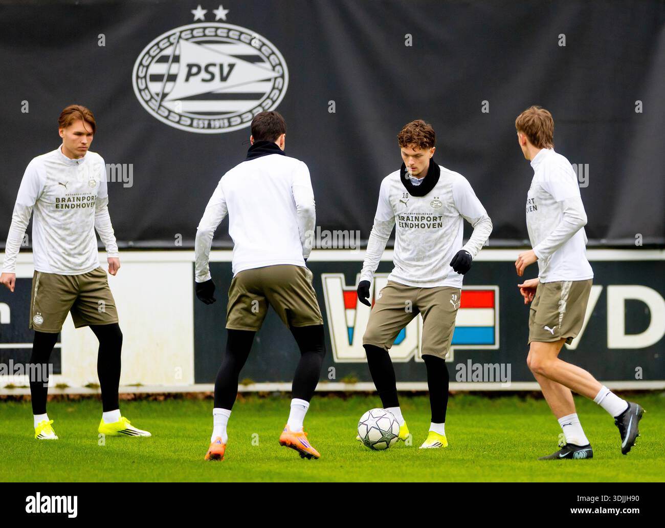 EINDHOVEN - Paul Wanner during a training session at the Herdgang on ...