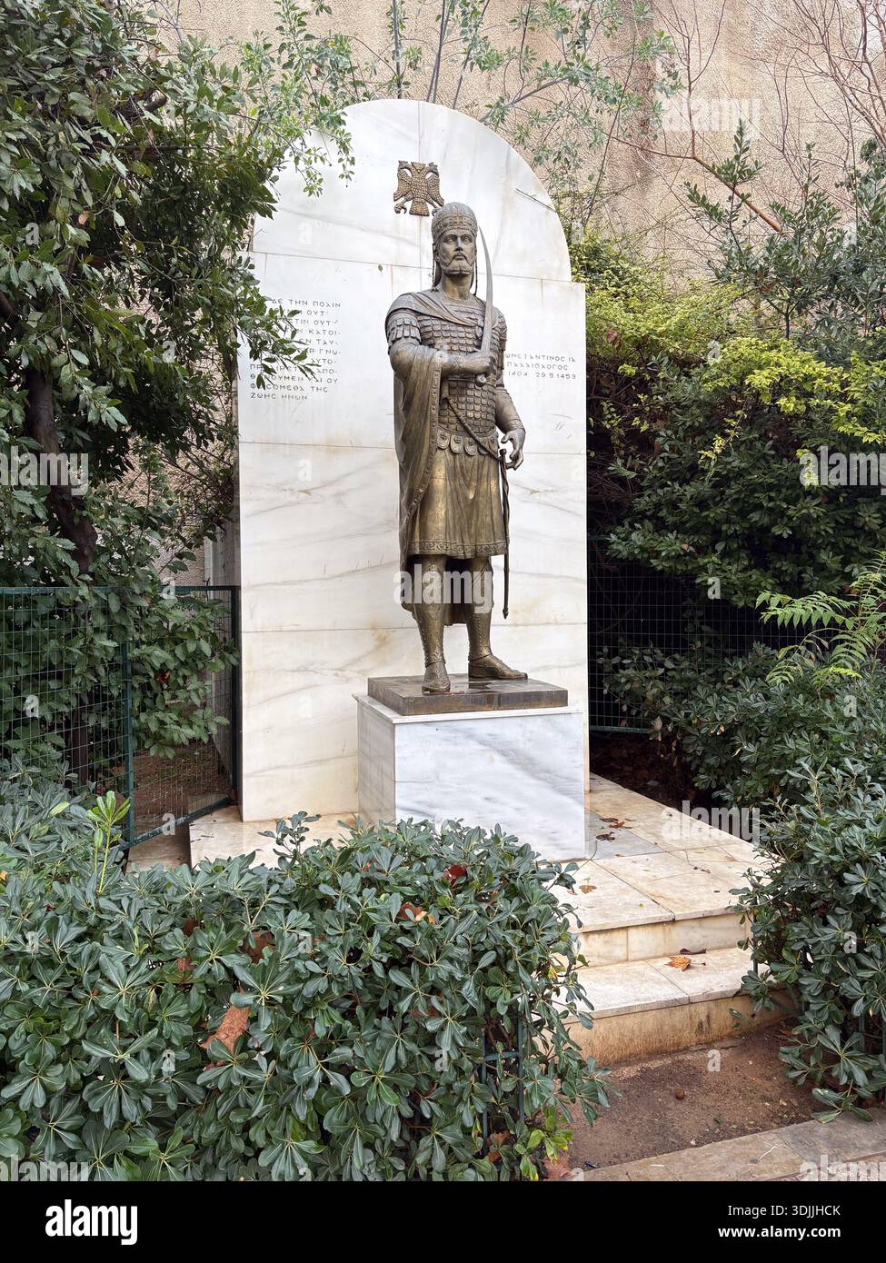 Statue of Constantine XI Palaiologos, Πλατεία Μητροπόλεως. Honoring the ...
