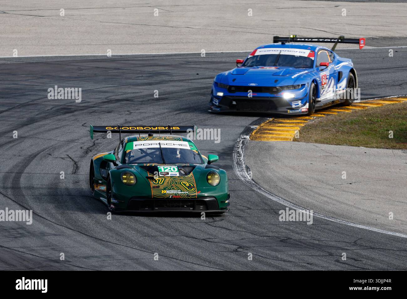 DAYTONA BEACH, FL - JANUARY 24: #120: Wright Motorsports, Porsche 911 ...