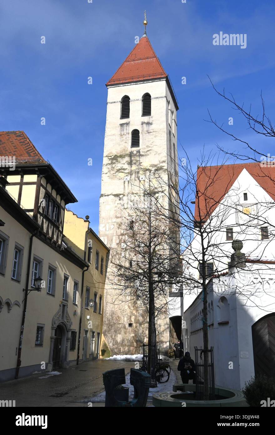 Altstadt von Regensburg. Turm in der Kapellengasse *** Old town of ...