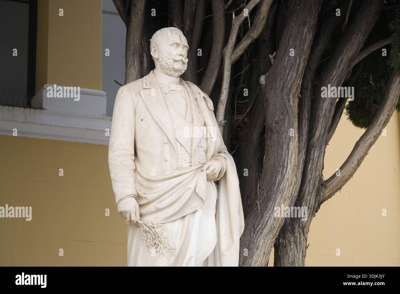 Greek philanthropist sculpture hi-res stock photography and images - Alamy