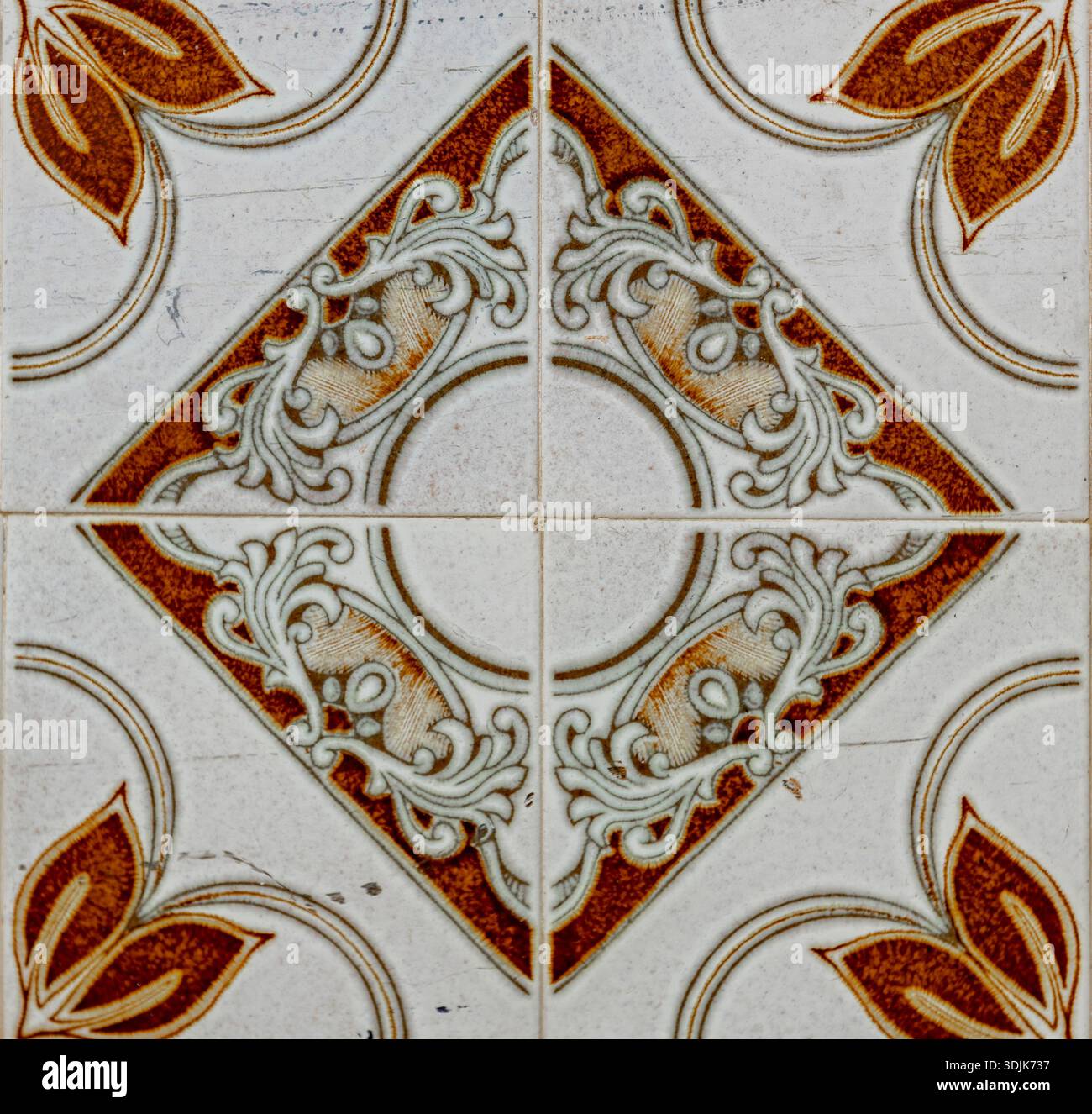 Detailed tile design features hi-res stock photography and images - Alamy