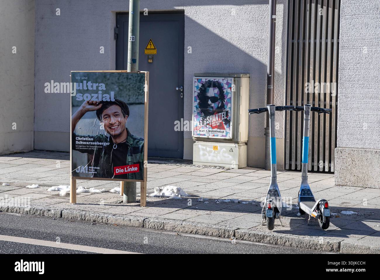 Muenchen GER, Themenbild, Wahlplakate zur Kommunalwahl in Bayern 2026 ...