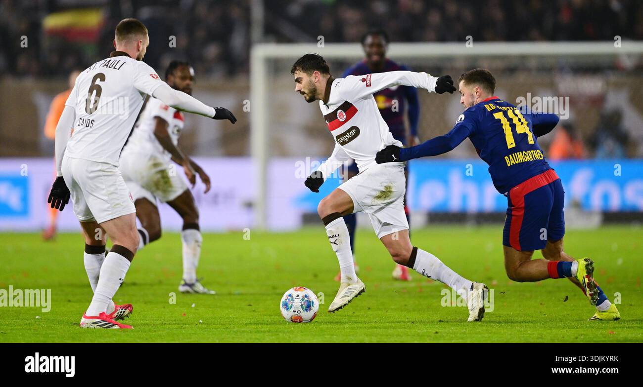 From left: James Sands, 10, Christoph Baumgartner (Leipzig) Hamburg ...