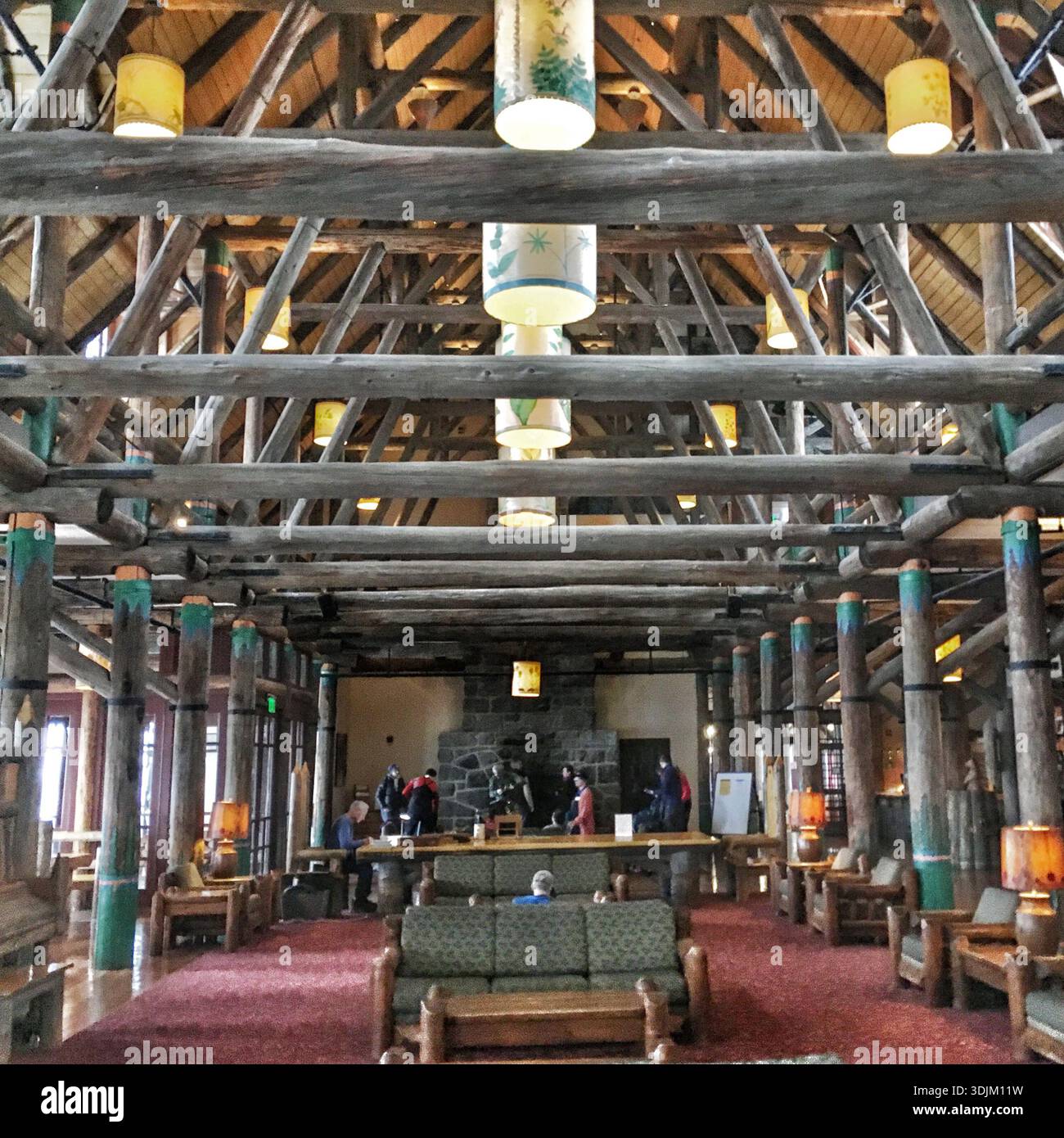 Paradise Inn, Mt Rainier, Paradise, Washington, USA Stock Photo - Alamy