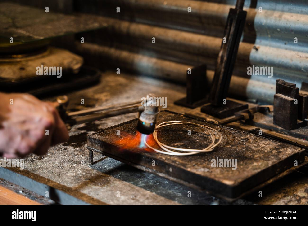 Silver wire technique hi-res stock photography and images - Alamy