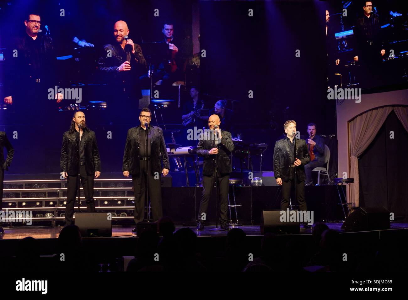 THE X TENORS - Show-Premiere im Estrel Showtheater in Berlin am 27.01. ...