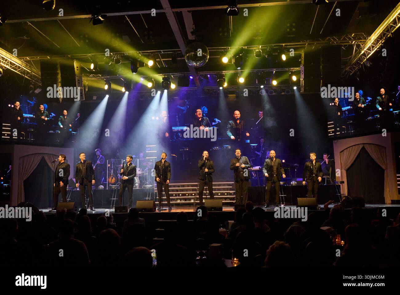 THE X TENORS - Show-Premiere im Estrel Showtheater in Berlin am 27.01. ...
