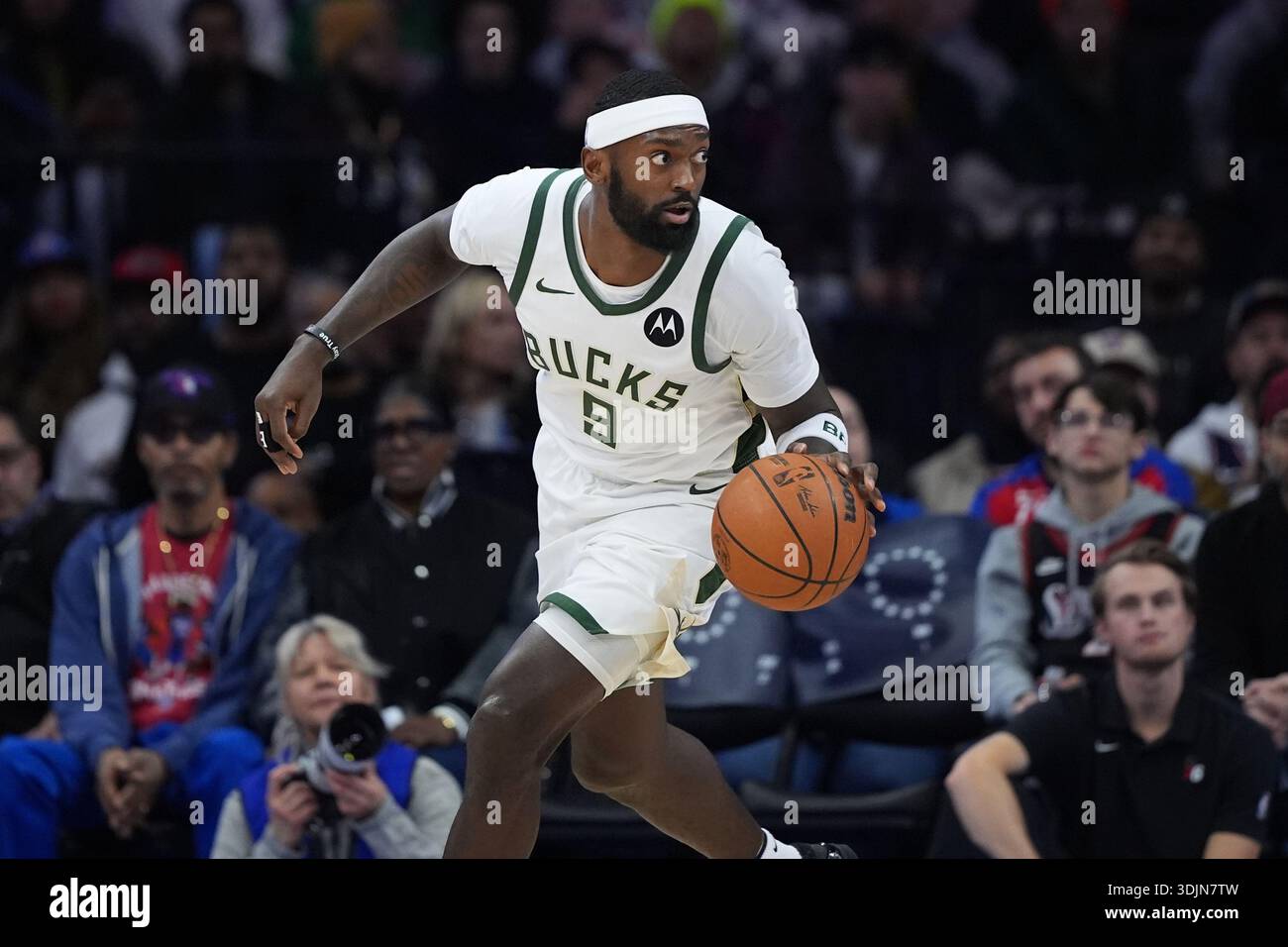 Milwaukee Bucks' Bobby Portis plays during an NBA basketball game ...