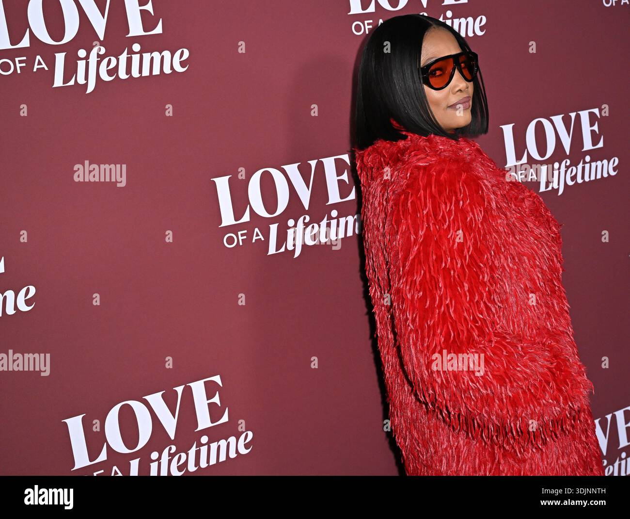 In the news 2026 hi-res stock photography and images - Alamy