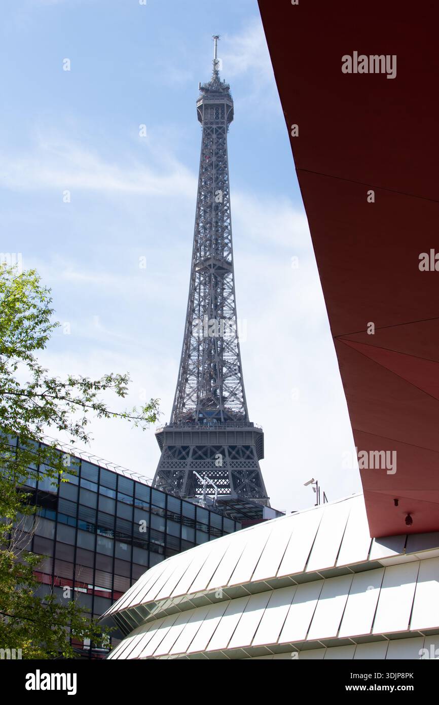 Eiffel Tower is seen through the architectural frame of the Musée du ...