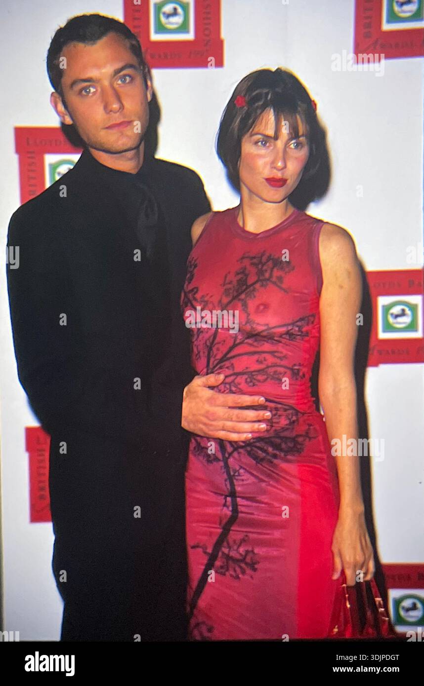 Jude Law and pregnant wife Sadie Frost attend the Fashion Awards at the ...